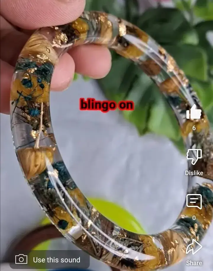Clear Resin Bangle with Gold Flakes | Luxury Handmade Jewellery for ...